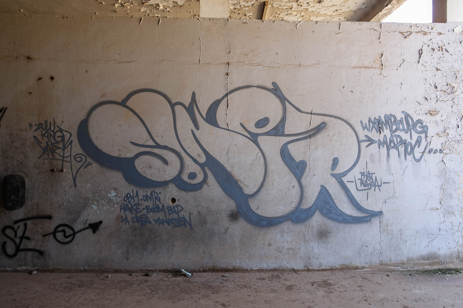 jardin rouge – street art in the nearby villages | URBANPRESENTS