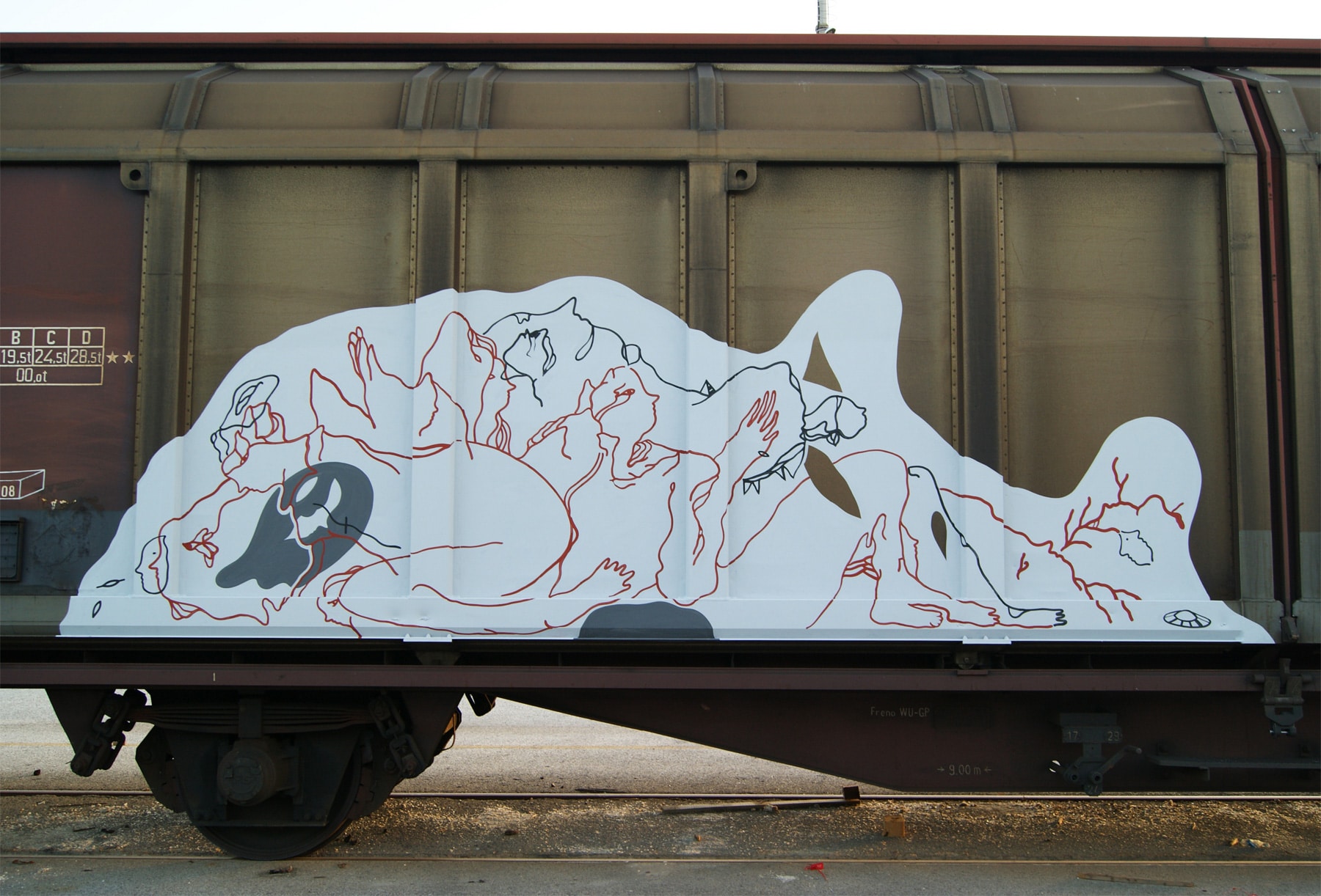 ARIS: Fluide Scherenschnitte | URBANPRESENTS