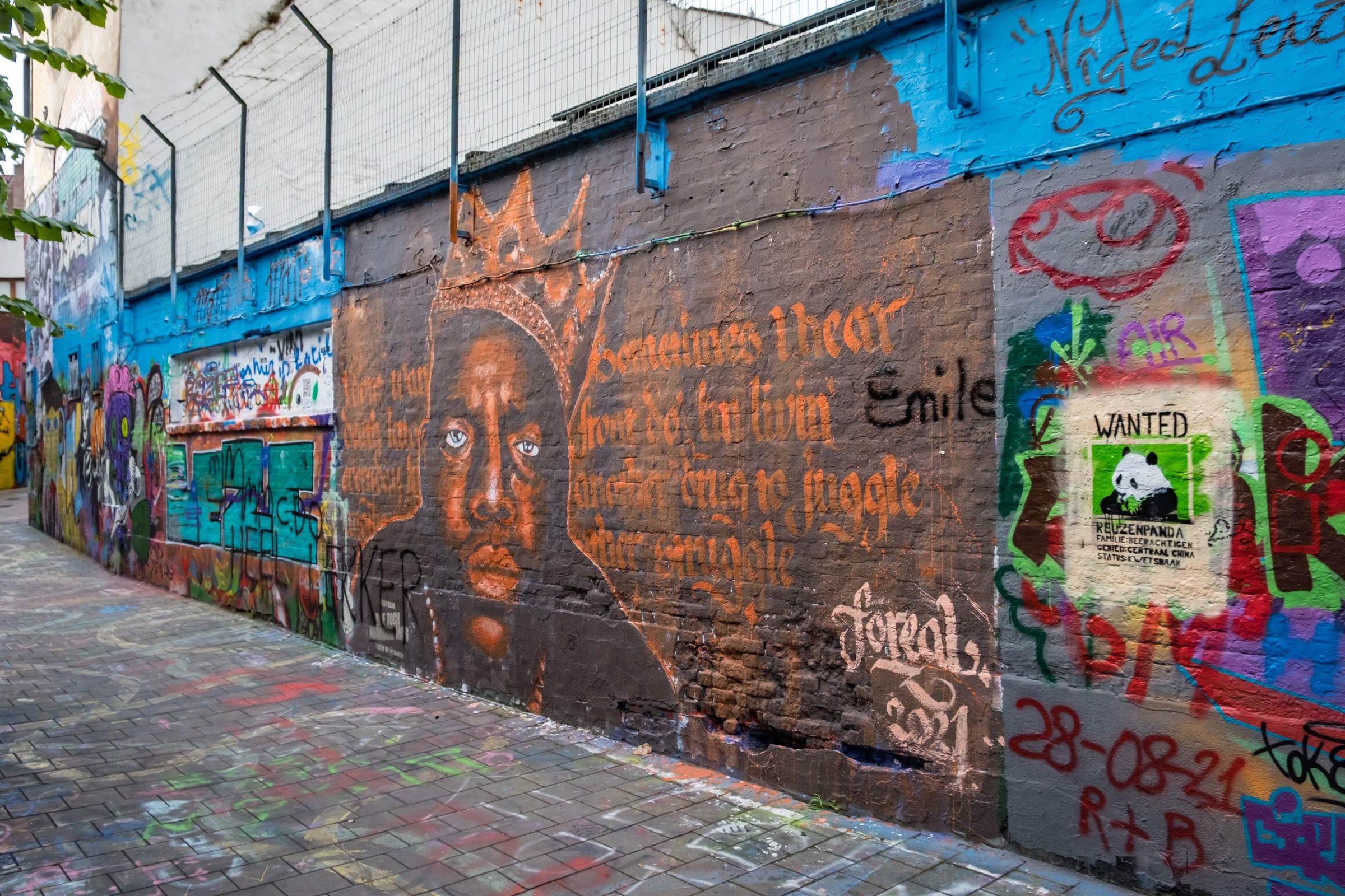 “Graffiti Street”, Ghent | URBANPRESENTS