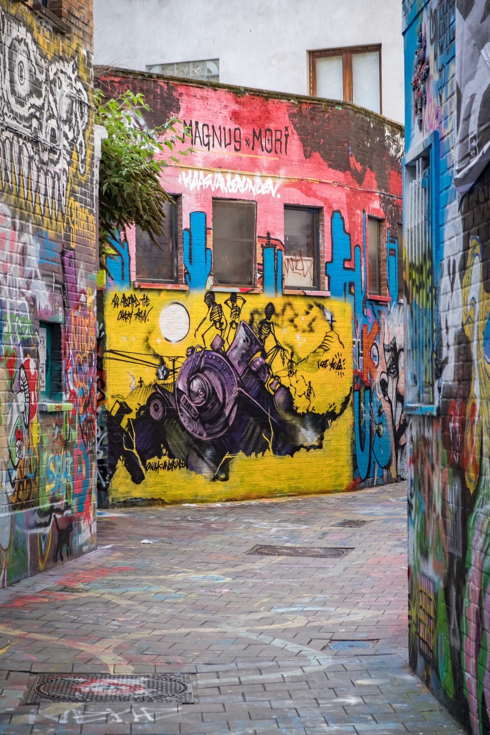 “Graffiti Street”, Ghent | URBANPRESENTS