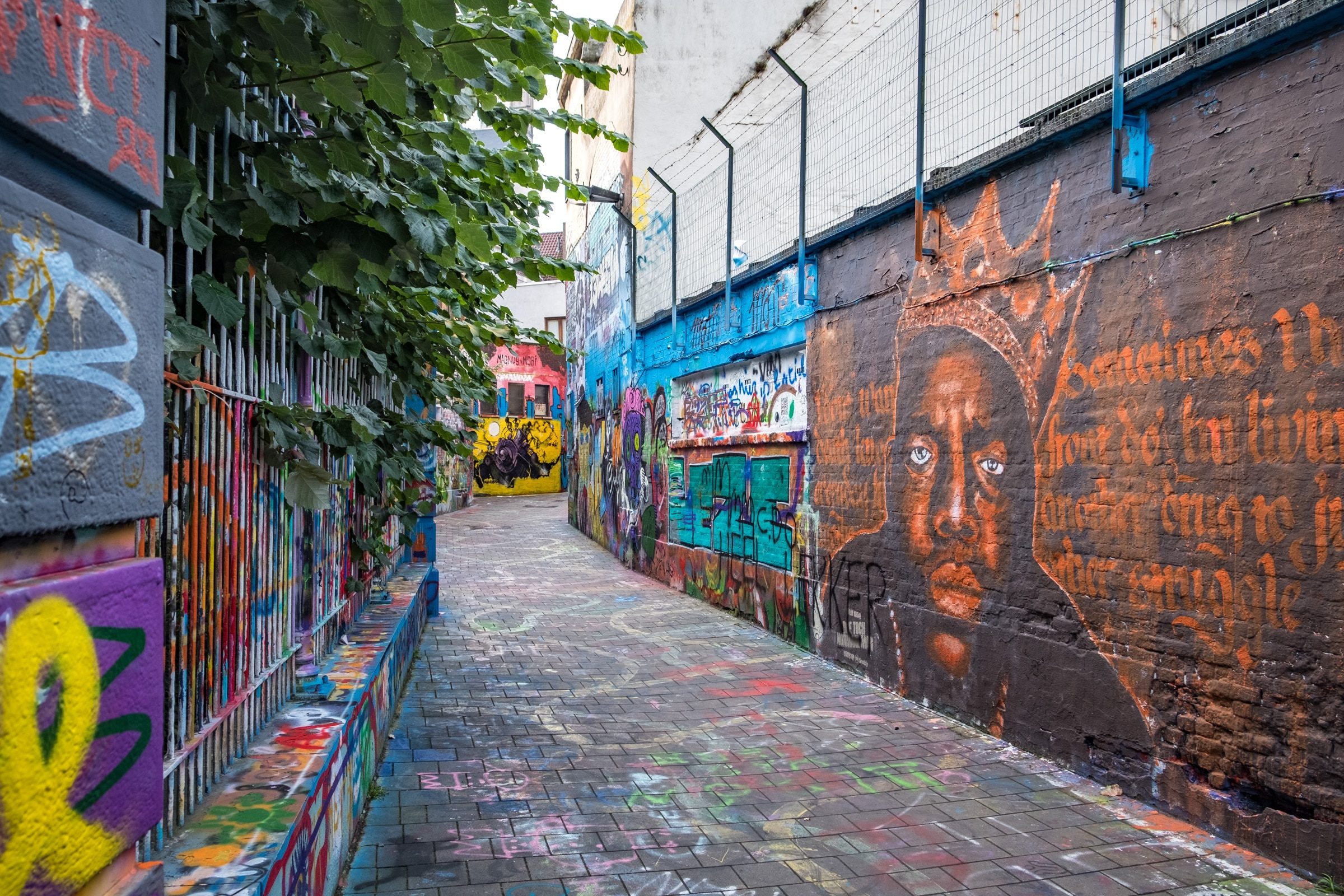 „Graffiti-Gasse“, Gent | URBANPRESENTS